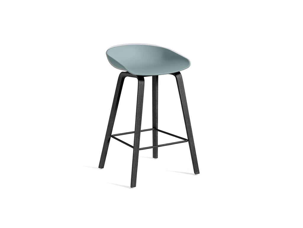 About A Stool AAS 32 by HAY · Really Well Made