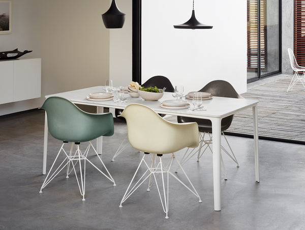 Plate Dining Table by Vitra · Really Well Made